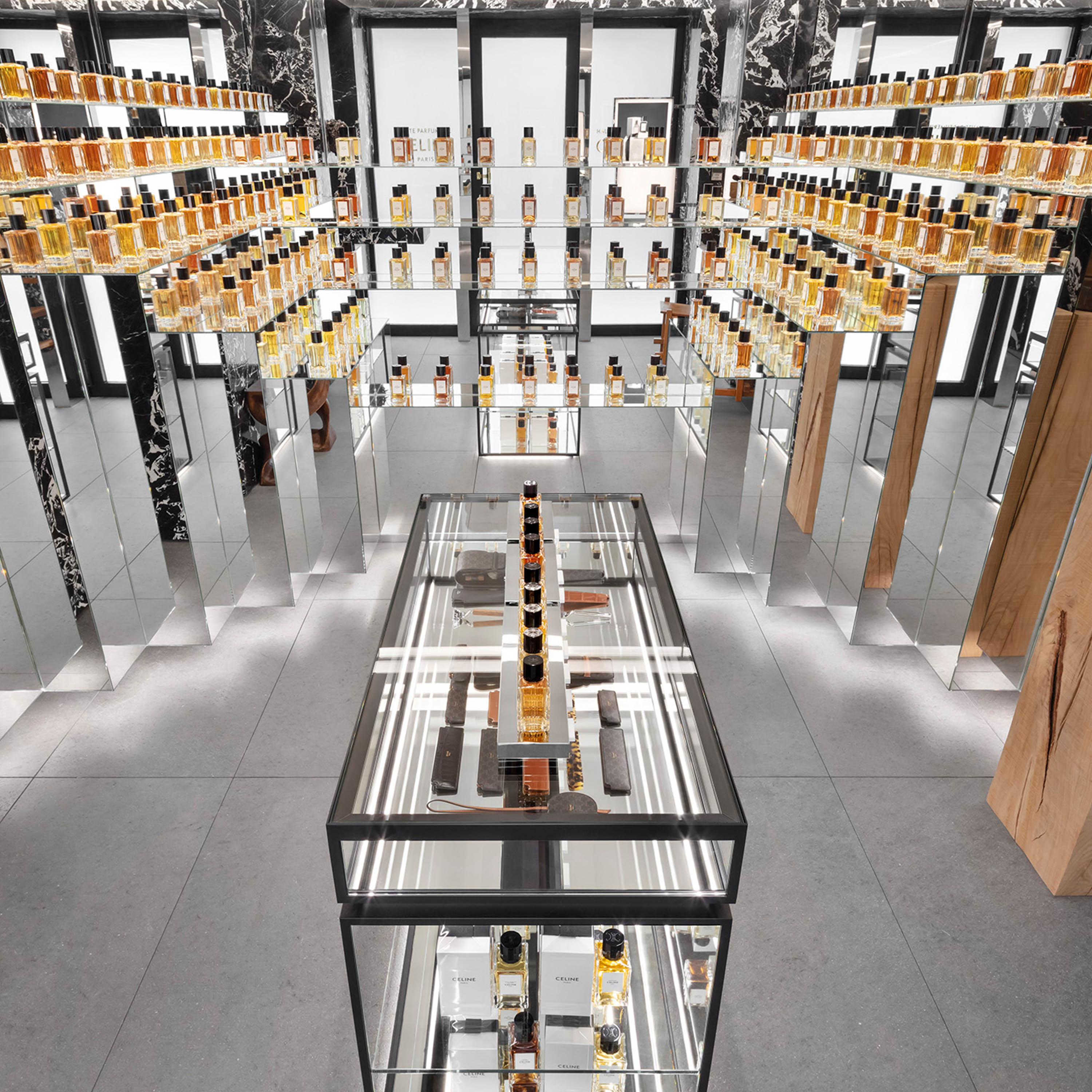 CELINE官方网站 香港特别行政区