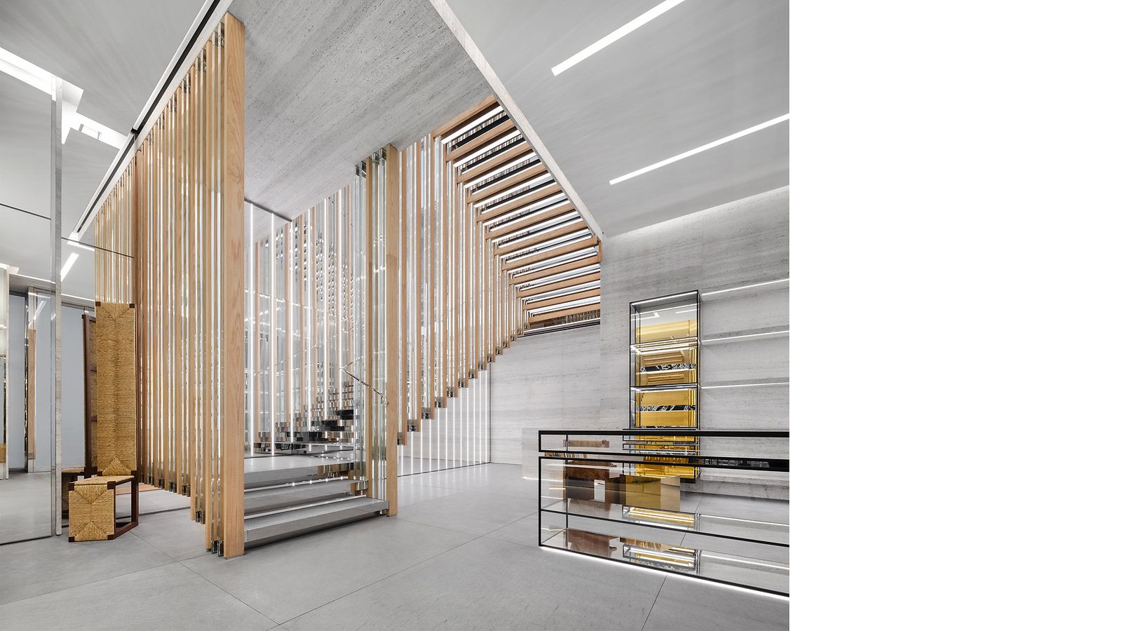 CELINE CHENGDU TAIKOO LI